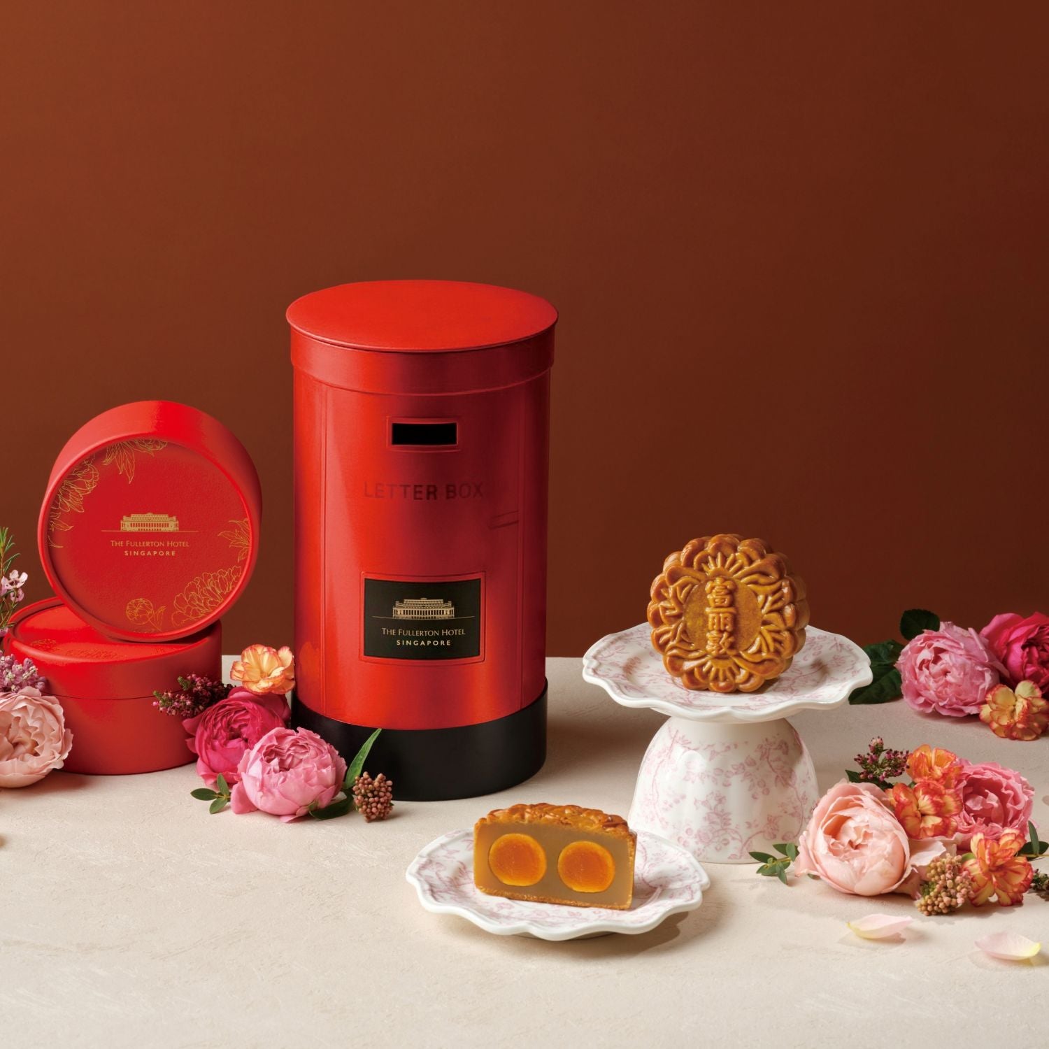 The Fullerton Classics Baked Mooncakes (2 pieces) – Gourmet Grocery ...